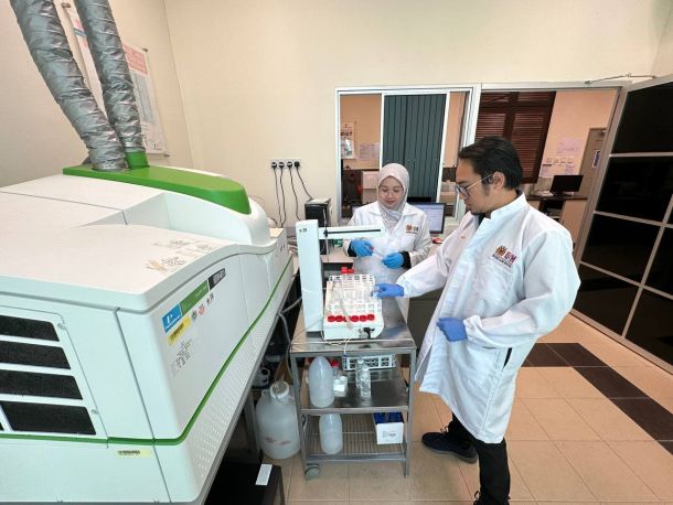 Pusat Penyelidikan Sains & Kejuruteraan - INSTRUMENTS